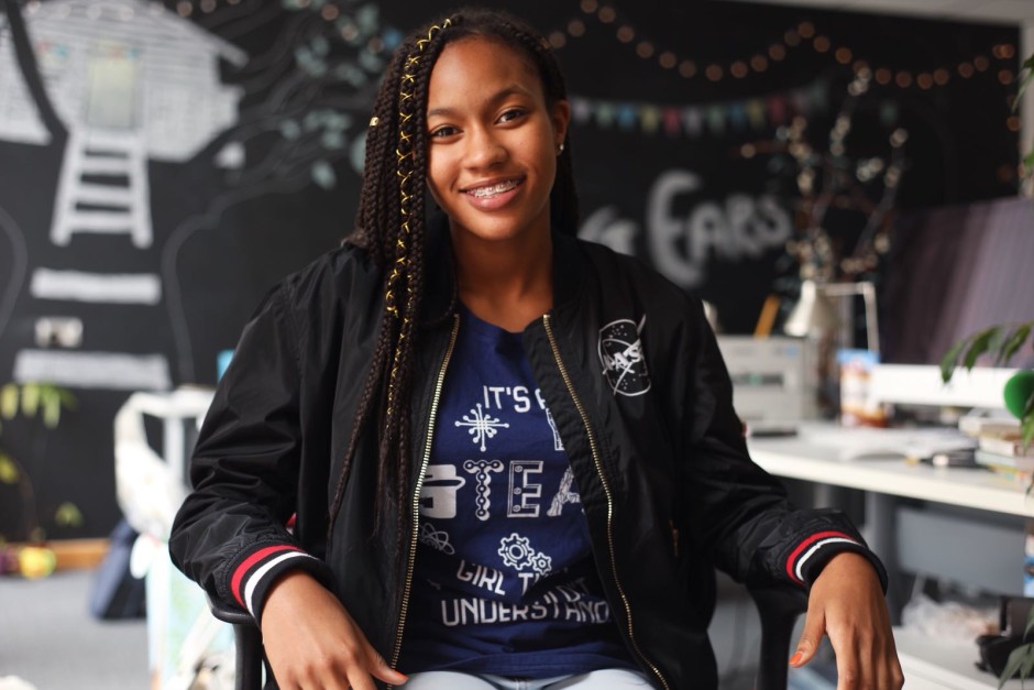 Taylor Richardson - 1 - Rocket Women